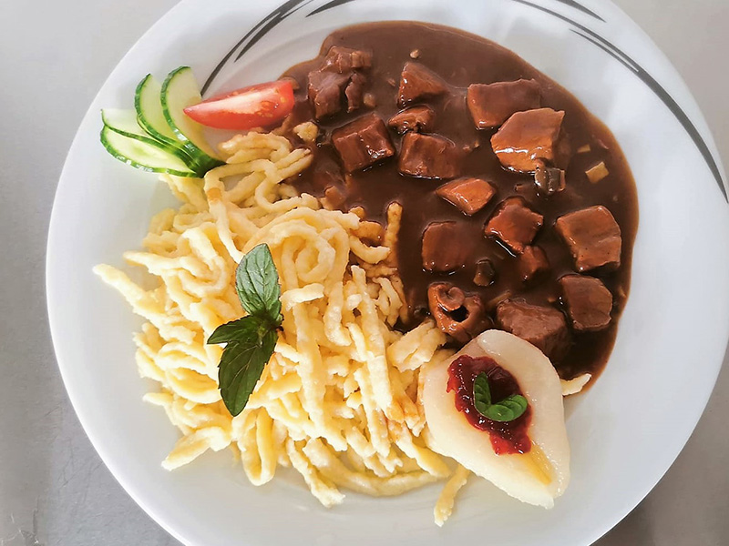 Restaurant Platzhirsch – Trendcamping Wolfach-Halbmeil